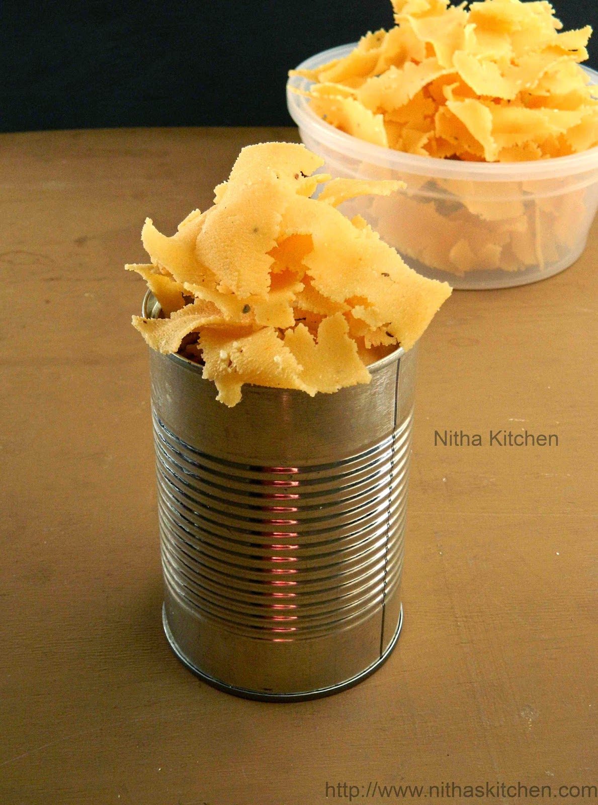 Ottu Pakoda Recipe | Ribbon Nada Pakoda - Nitha Kitchen