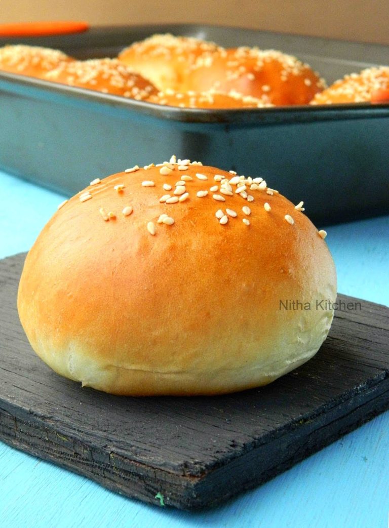 Burger Buns | Soft Dinner Rolls | Ladi Pav Buns - Nitha Kitchen